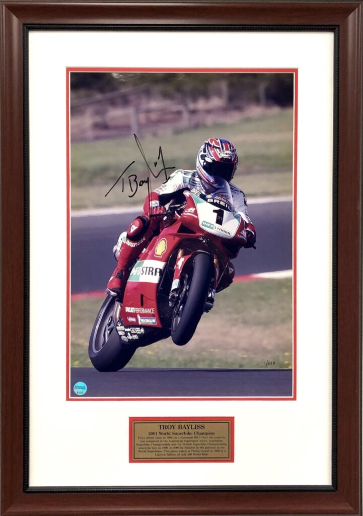 Bayliss 2001 World Champion - Autographed Collectables