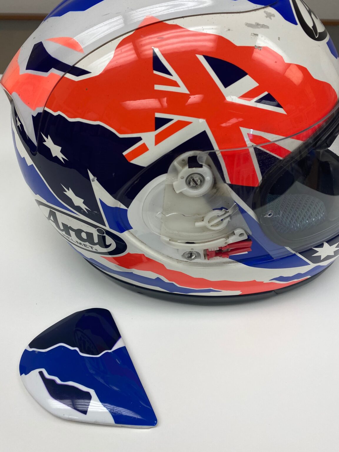 Mick Doohan 1996 Worn ARAI Helmet - Autographed Collectables